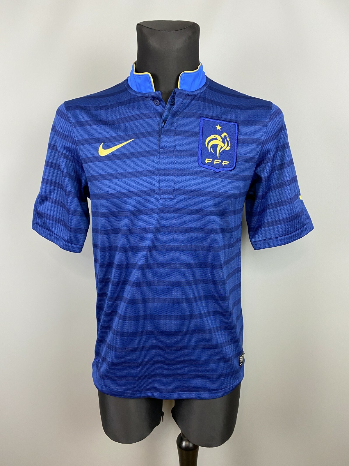 FRANCE 2012 2013 HOME SHIRT FOOTBALL SOCCER JERSEY NIKE FRANCE 2012 2013 HOME SHIRT FOOTBALL SOCCER JERSEY NIKE