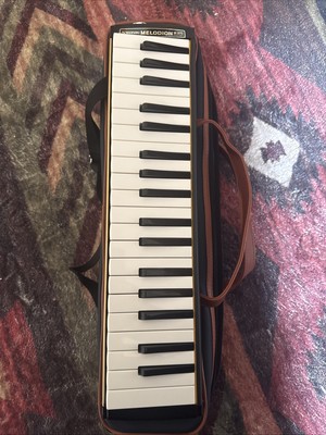 KORG TRITON Le 61 Key Synthesizer Keyboard Music Le61 Silver KORG TRITON Le 61 Key Synthesizer Keyboard Music Le61 Silver