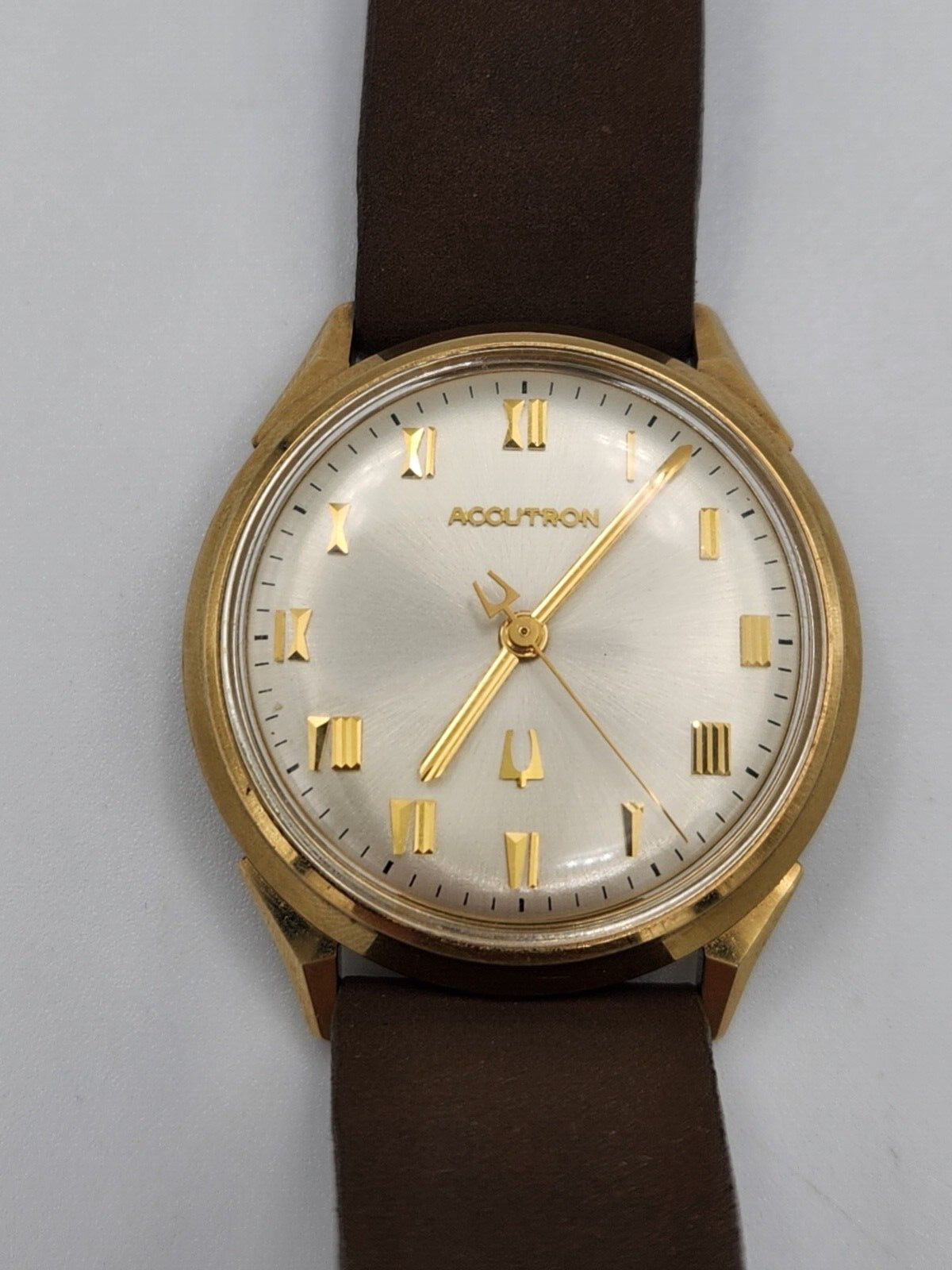 1970's Vintage 10k Gold Filled Bezel Bulova Accutron Watch 1970's Vintage 10k Gold Filled Bezel Bulova Accutron Watch