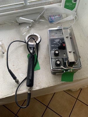 Radiation Detectors & Geigers - Bicron Surveyor