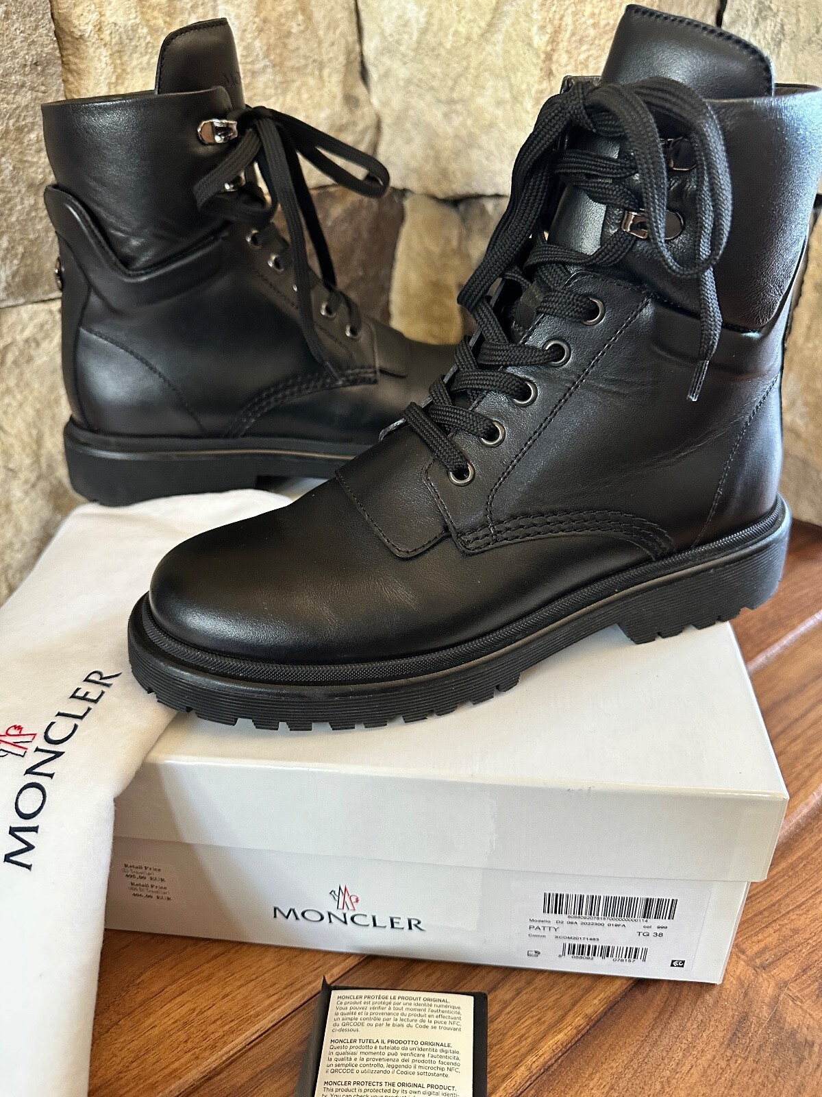 Authentic Women's Moncler Patty Scarpa Black Leather Lace-up Authentic Women's Moncler Patty Scarpa Black Leather Lace-up