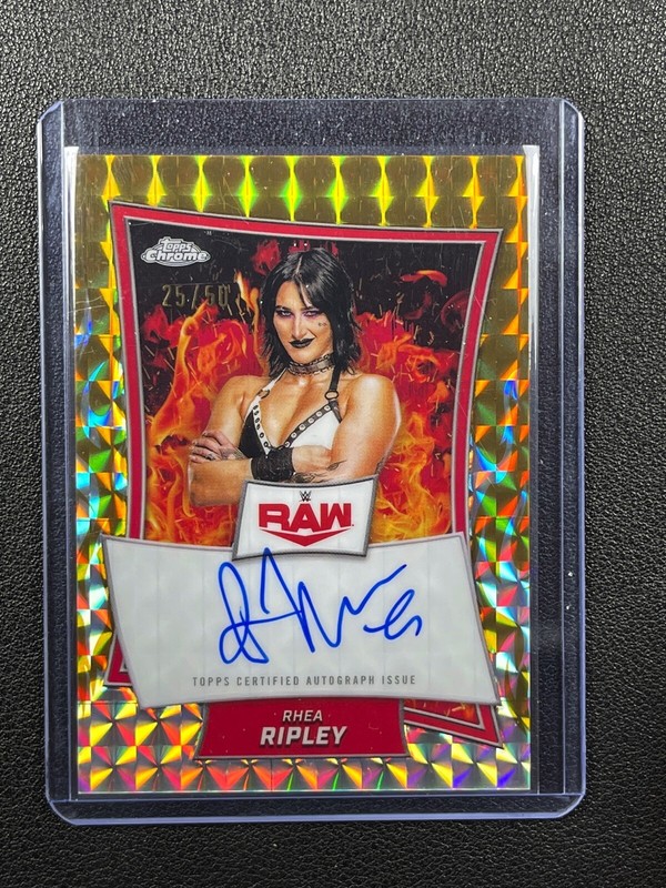 2025 Topps Chrome WWE Rhea Ripley GOLD GEOMETRIC REFRACTOR AUTO 25/50の ...