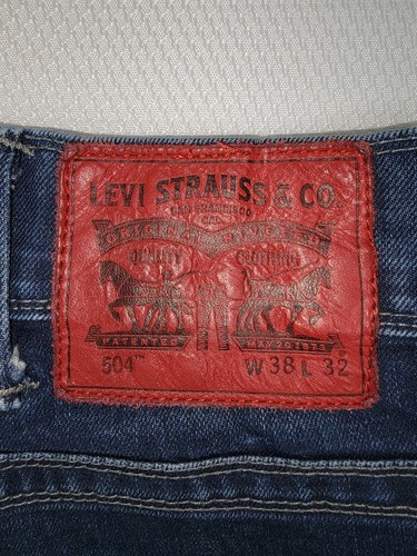 Levi Strauss & Co. Levi's 504 Red Label Blue Jeans 38 Waist Levi Strauss & Co. Levi's 504 Red Label Blue Jeans 38 Waist