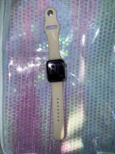 Apple Watch Series 7 45mm Silver Stainless Steel Case with Apple Watch Series 7 45mm Silver Stainless Steel Case with
