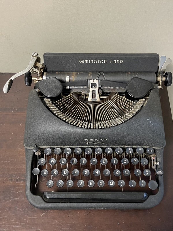 1940 Remington Deluxe Model 5 on the Typewriter Database