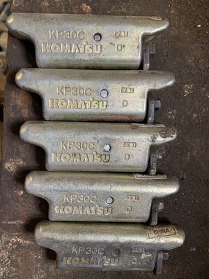 Heavy Equipment Parts & Accs - Komatsu