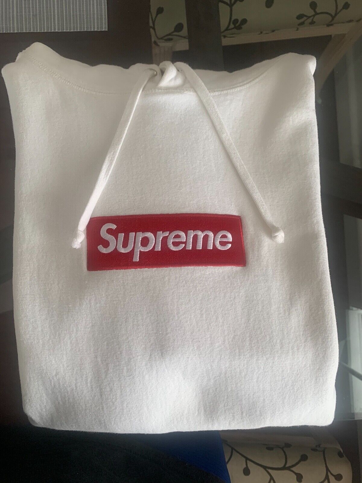 Supreme Box Logo Hoodie Large White Red Used | eBay Supreme Box Logo Hoodie Large White Red Used | eBay