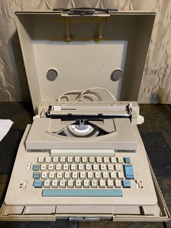 1970 Royal All-Electric on the Typewriter Database