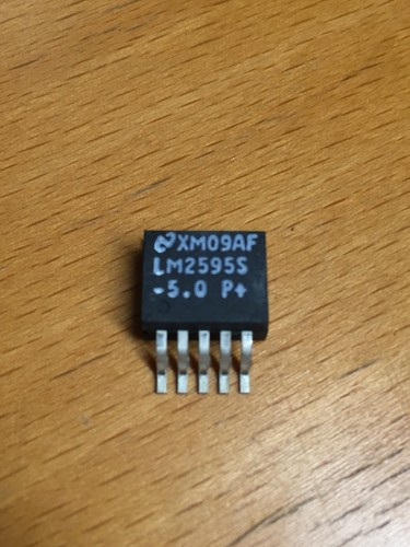 National Semiconductor LM2595S-5.0 IC REG BUCK 5V 1A (1pc)のeBay公認海外通販｜セカイモン