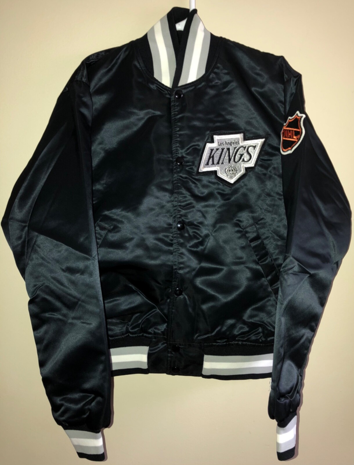VINTAGE NHL 80s/90s LOS ANGELES KINGS BLACK SATIN STARTER VINTAGE NHL 80s/90s LOS ANGELES KINGS BLACK SATIN STARTER