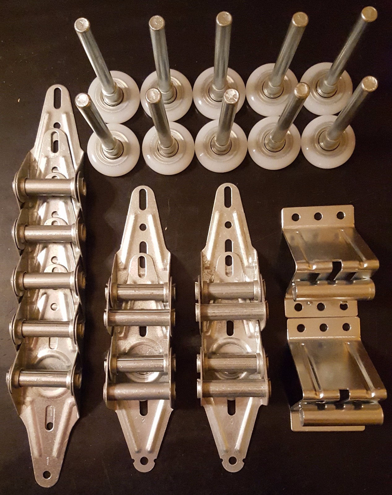 Garage Door Hardware Kit - Light Duty - 9x7 or 8x7 - Rollers, Hinges ...