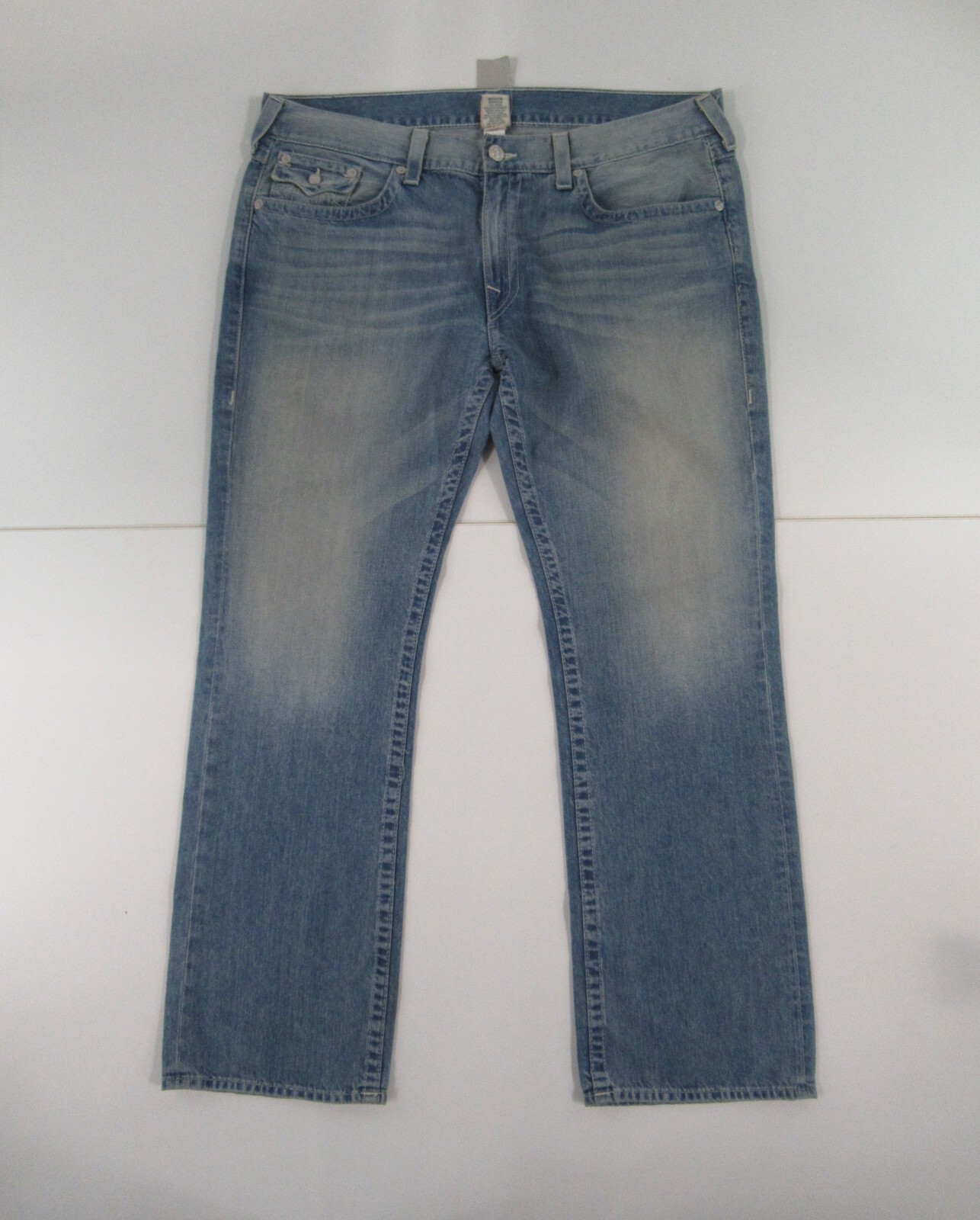 True Religion Men's STRAIGHT Jeans Tag Size 42 Measured True Religion Men's STRAIGHT Jeans Tag Size 42 Measured