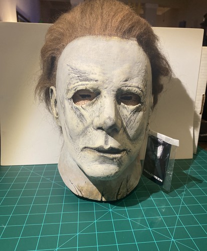Купить Маски Michael Myers 2018 Halloween TOTS Custom Overhaul Repaint ...