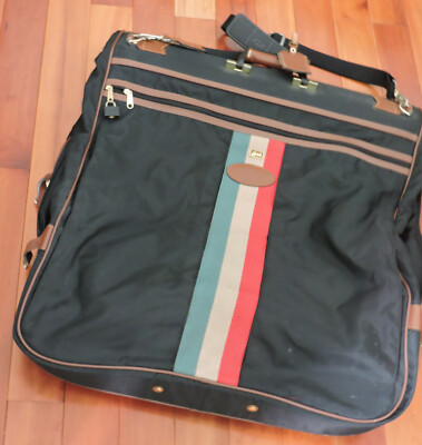 Lark Luggage for sale | Only 2 left at -75%