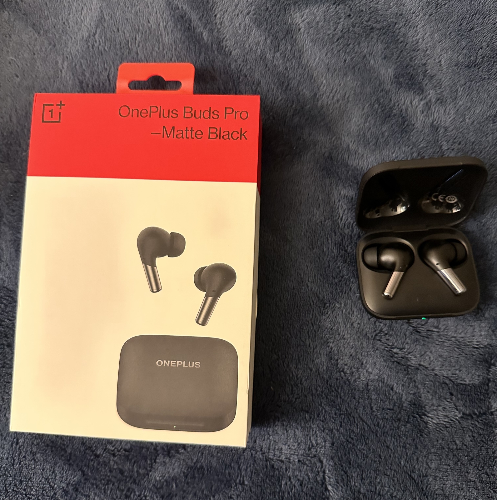 OnePlus Buds Pro Wireless Earbuds with Charging Case (Matte Black ...