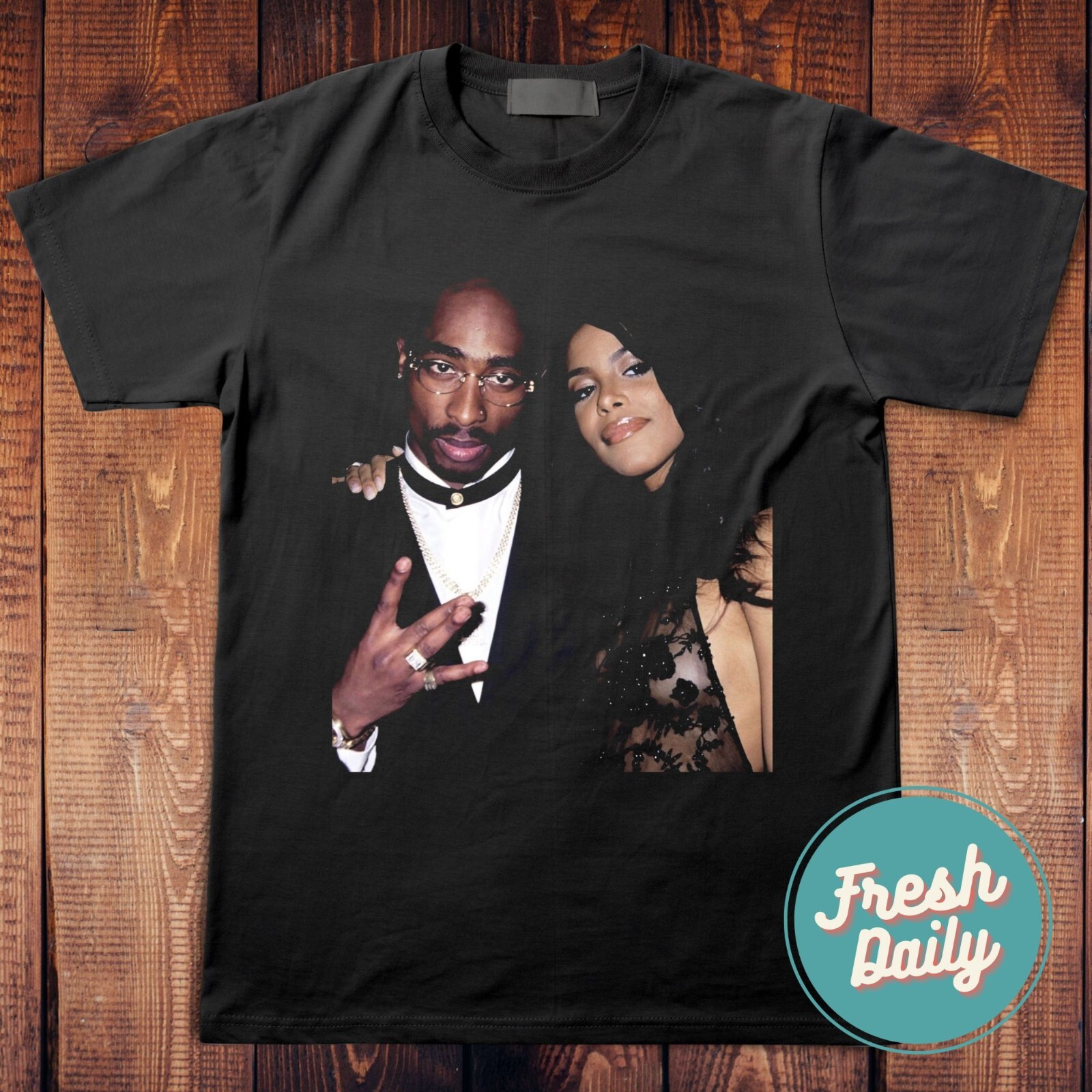 2Pac Tupac Shakur Aaliyah T-Shirt 2Pac Rapper T-shirt 90's 2Pac Tupac Shakur Aaliyah T-Shirt 2Pac Rapper T-shirt 90's