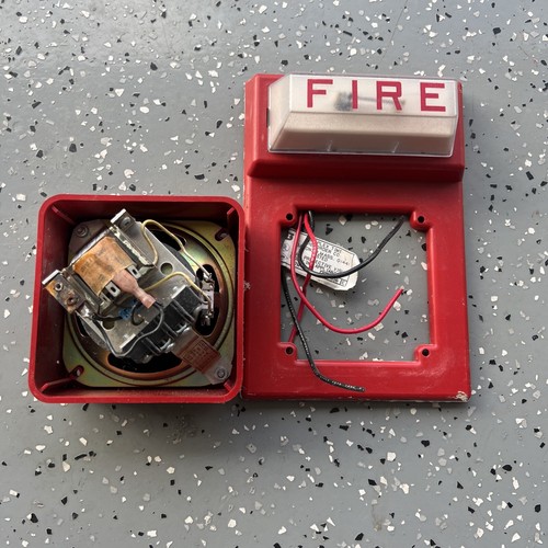 Vintage Simplex 4903-9101+2902-9732 Fire Alarm Speaker/Strobe
