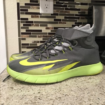 Nike Hyperdunk 2014 "Think Pink" - SneakerNews.com