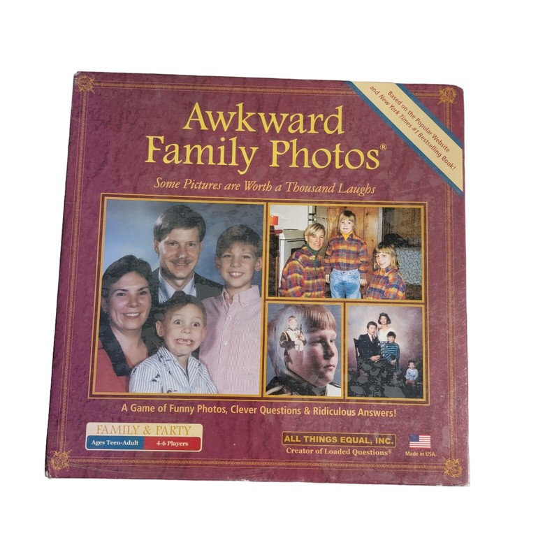Awkward Family Photos (2011) Board Game – Board Game Guys