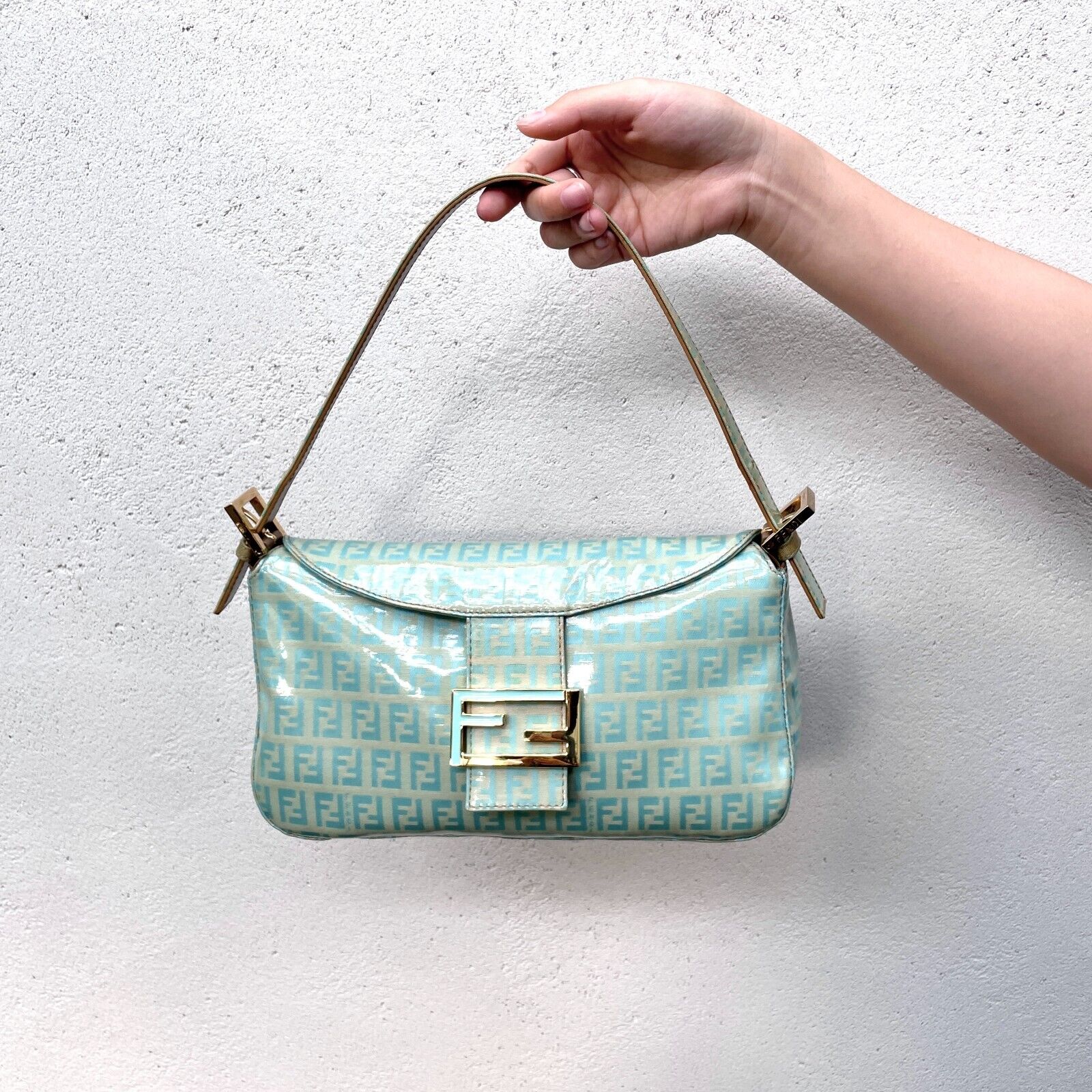 RAREAuth FENDI Zucchino Mamma Baguette Light Blue PVC GHW RAREAuth FENDI Zucchino Mamma Baguette Light Blue PVC GHW