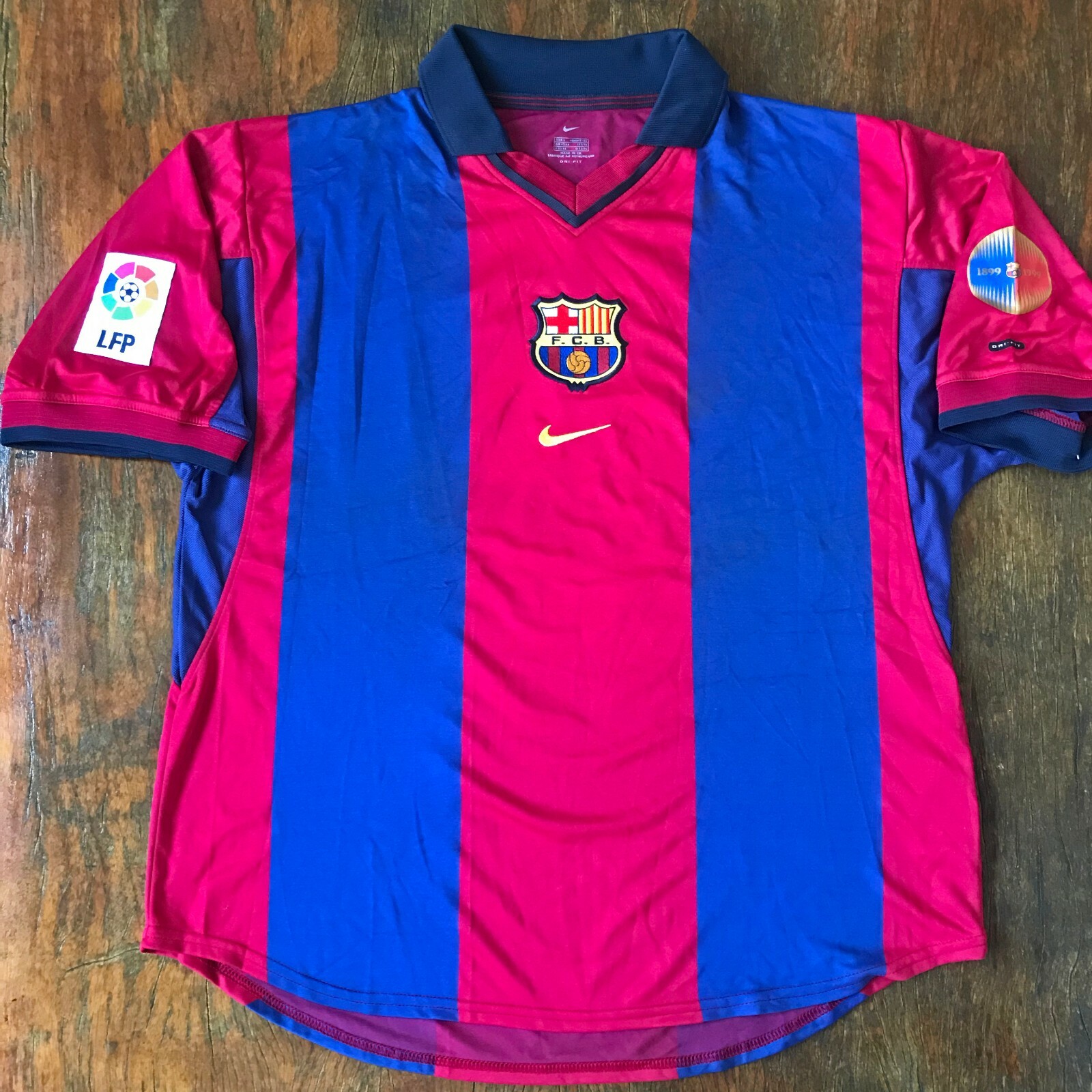 FC Barcelona 2000 Nike Centenary shirt Dri Fit. Xavi, Puyol FC Barcelona 2000 Nike Centenary shirt Dri Fit. Xavi, Puyol