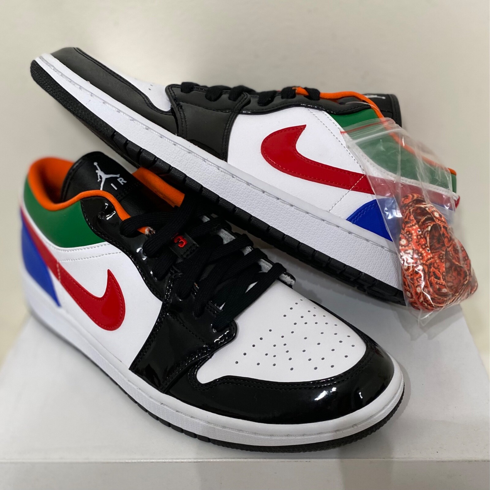 Nike Jordan 1 Low MULTI-COLOR BLACK TOE Women's [CW4776-101 Nike Jordan 1 Low MULTI-COLOR BLACK TOE Women's [CW4776-101