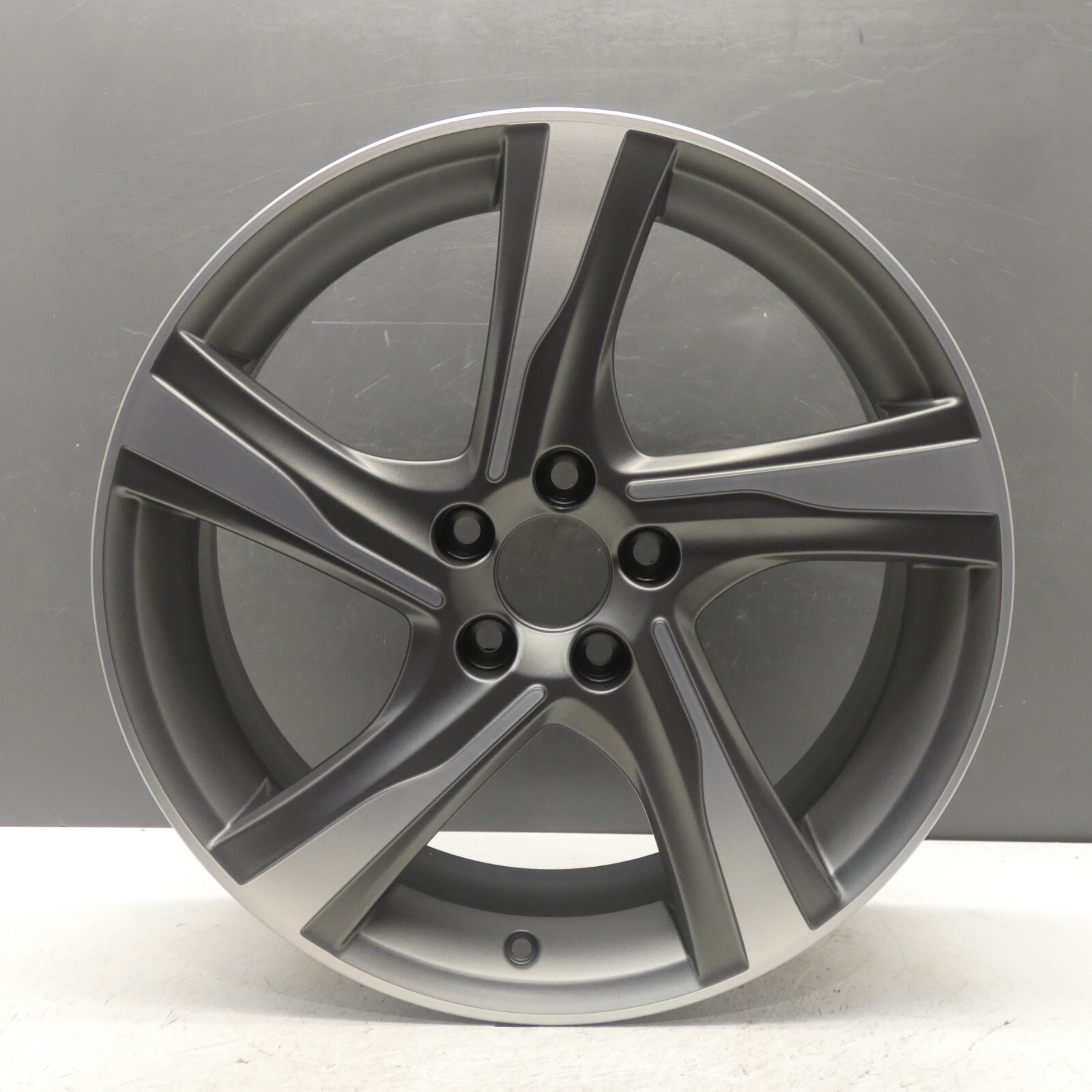 VOLVO V60 S60 R DESIGN IXION 18 VOLVO V60 S60 R DESIGN IXION 18