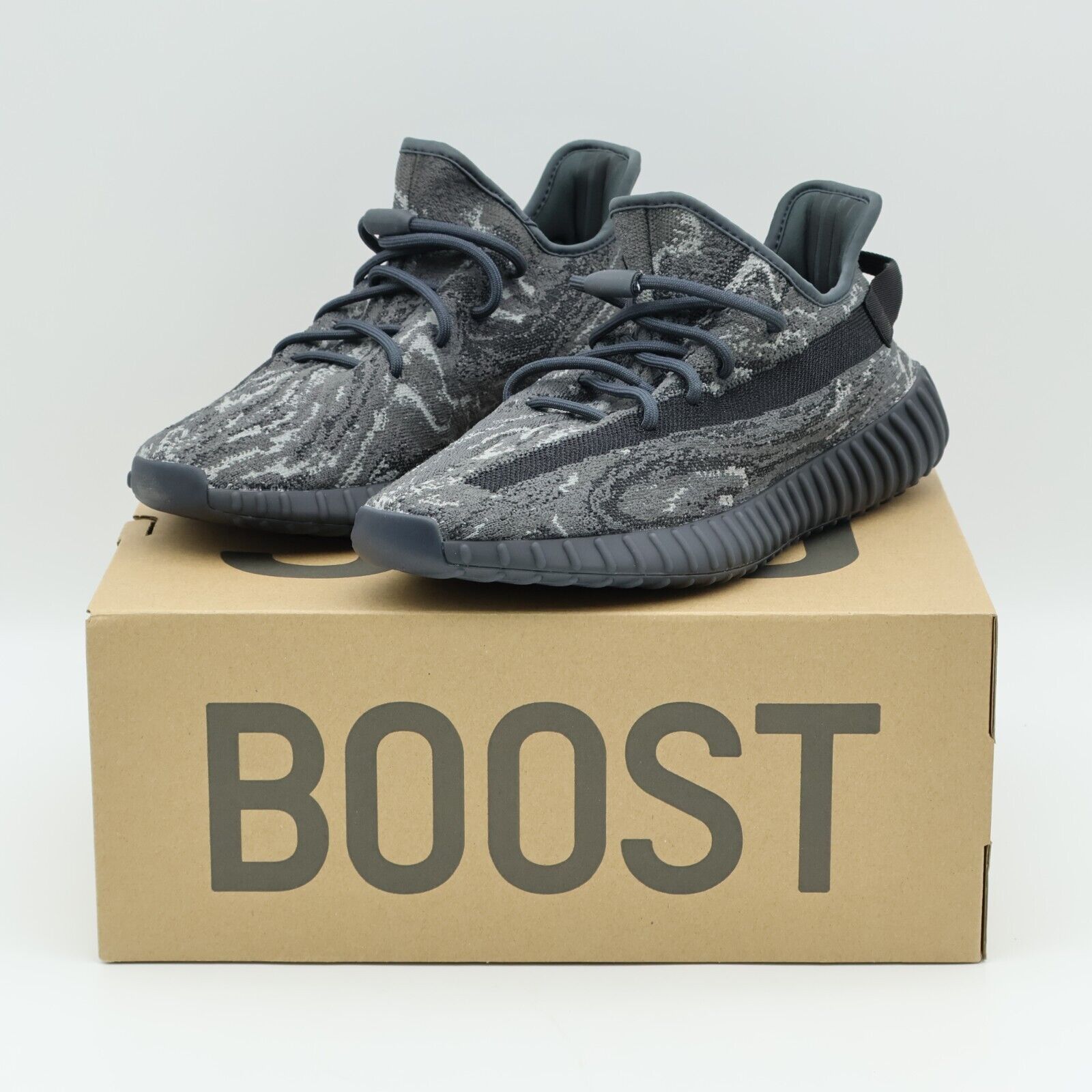 ID4811 adidas Yeezy Boost 350 V2 MX Dark Salt Grey Black ID4811 adidas Yeezy Boost 350 V2 MX Dark Salt Grey Black