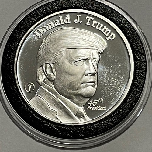 Donald Trump 45th US President 1 Troy Oz .999 Fine Silver 999 Round White HouseのeBay公認海外通販｜セカイモン