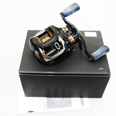 Baitcasting - Megabass Reel