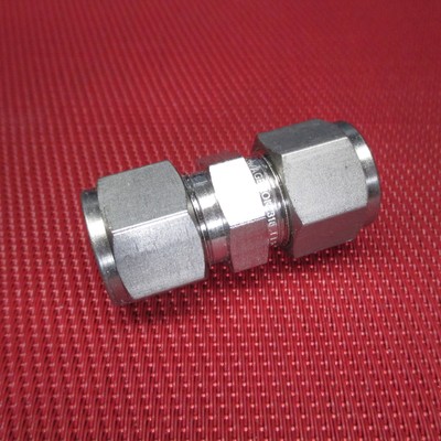 Ham-Let Stainless Steel 316 Let-Lok Compression Fitting 1/2 NPT Female ...