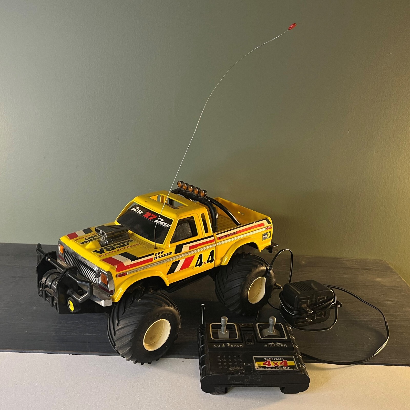 Vintage Radio Shack 4X4 Remote Control Truck