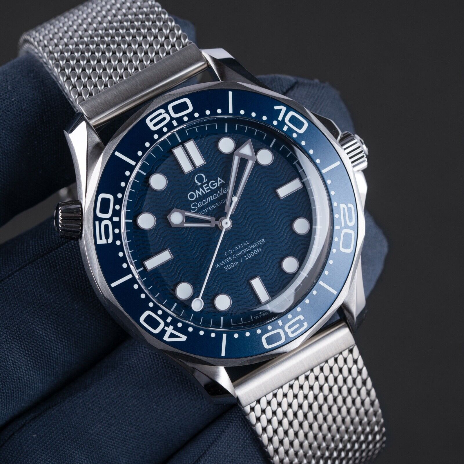 Omega Seamaster James Bond 007 60th Anniversary NEW 2025 Omega Seamaster James Bond 007 60th Anniversary NEW 2025