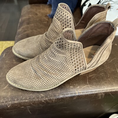 Report Signature Kane Thigh High Boots - nitrolicious.com