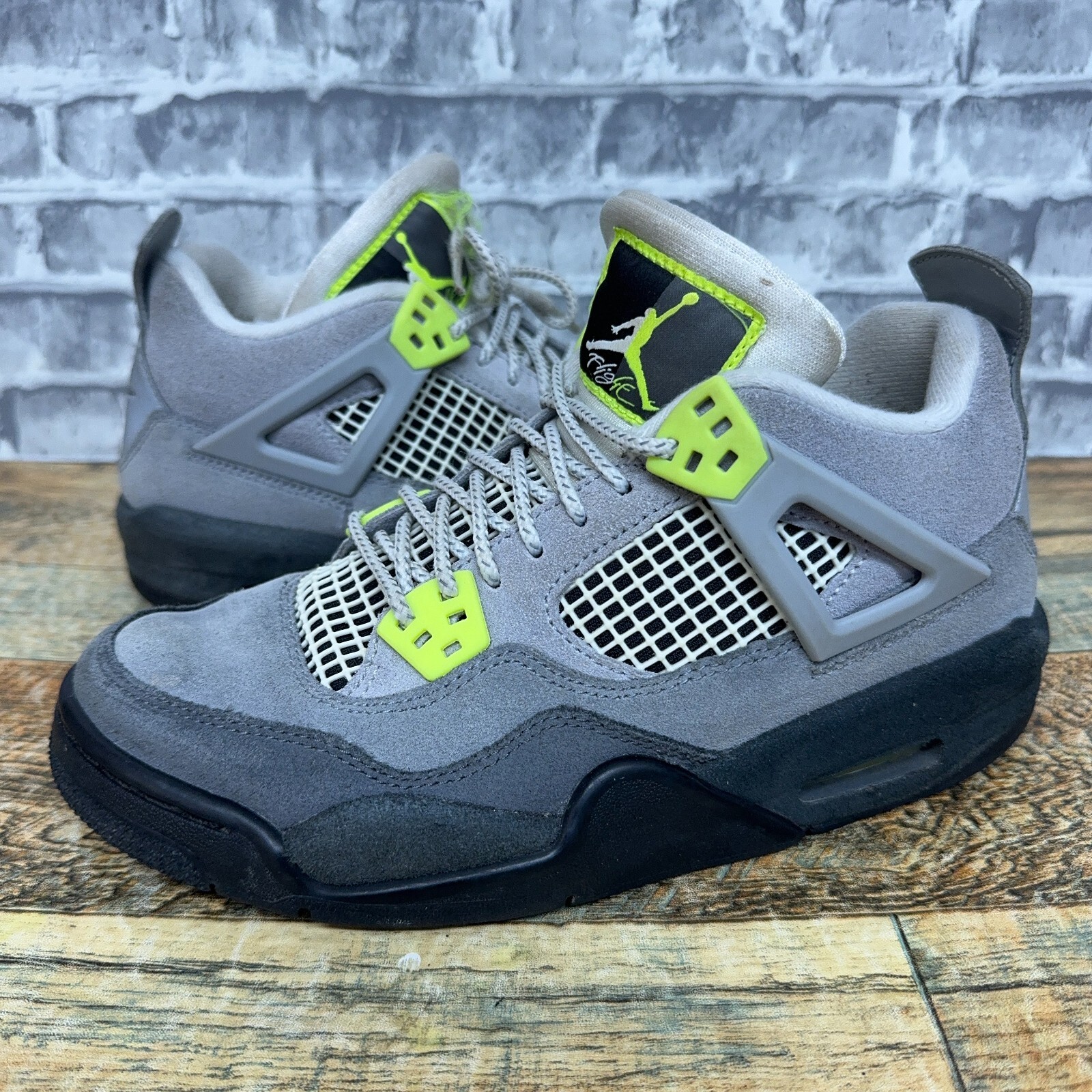 Nike Jordan 4 Retro SE Neon GS 95 Cool Grey Volt CT5343-007 Nike Jordan 4 Retro SE Neon GS 95 Cool Grey Volt CT5343-007