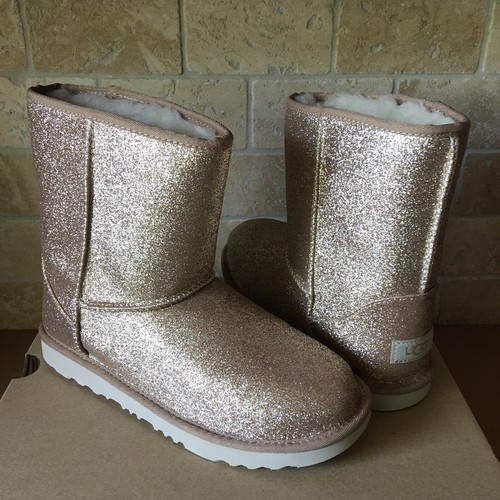 UGG Classic Short II Glitter Sparkle Gold Boots Youth Kids UGG Classic Short II Glitter Sparkle Gold Boots Youth Kids
