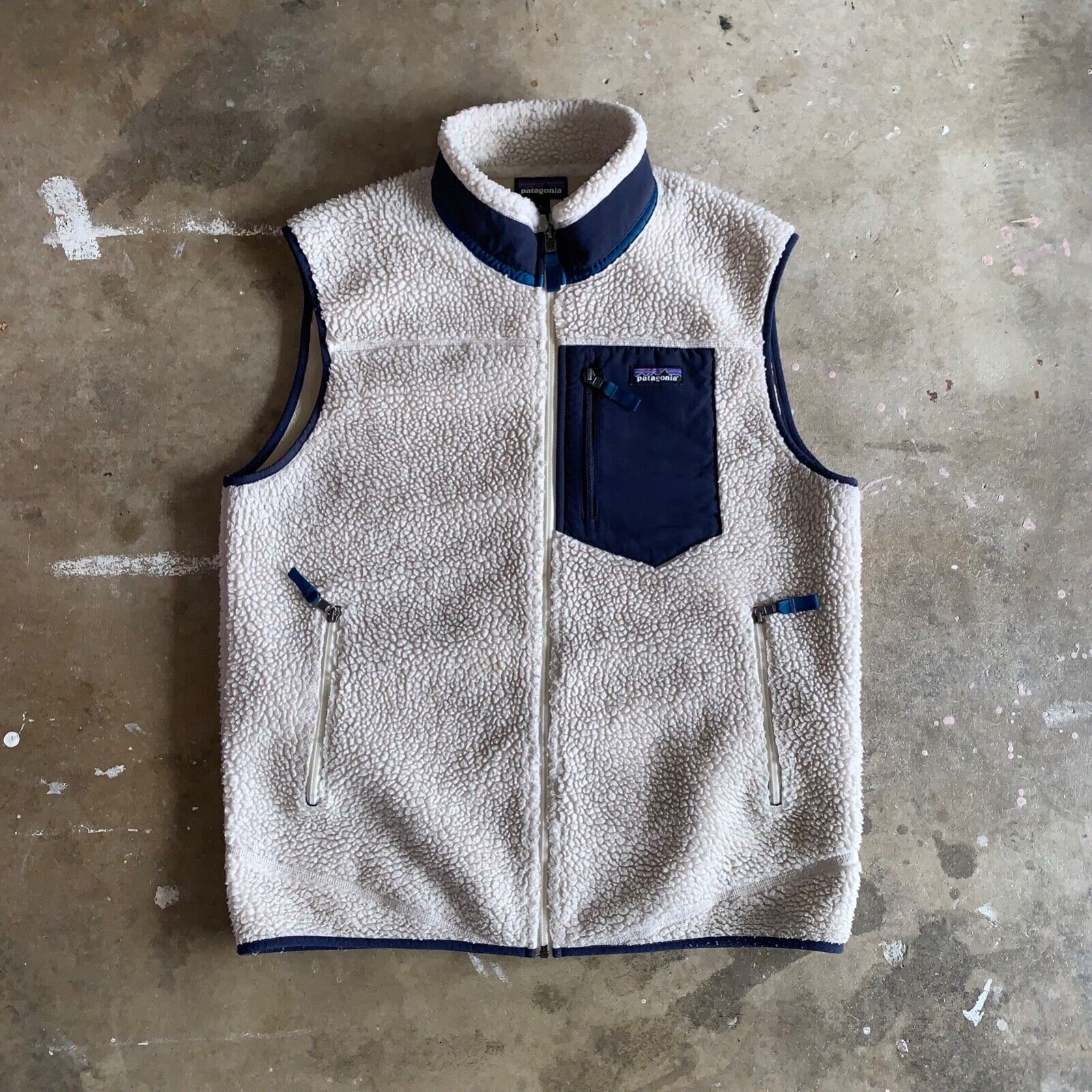 Patagonia Classic Retro-X Men's Deep Pile Fleece Zip Up Vest Patagonia Classic Retro-X Men's Deep Pile Fleece Zip Up Vest