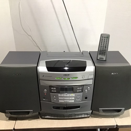 Sony CFD C1000 Boombox Working With Remote 3 CD Changer Dual Sony CFD C1000 Boombox Working With Remote 3 CD Changer Dual