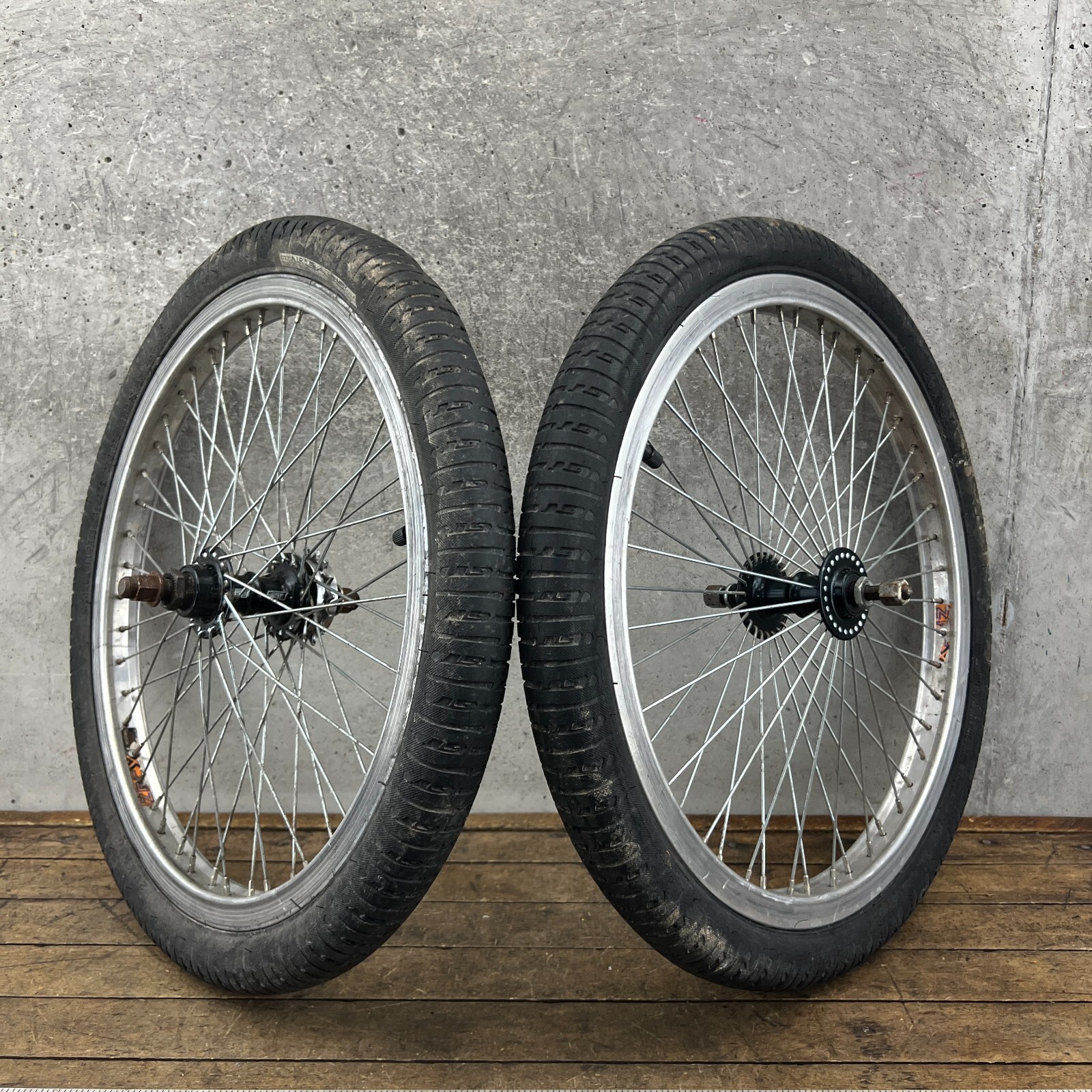 GT Mohawk Wheel Set 48h 48 Performer 14
