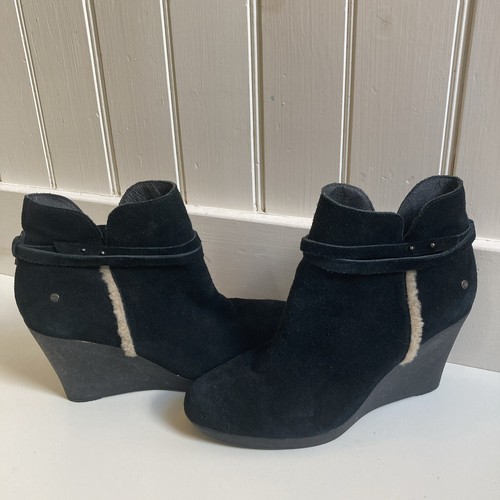 Women s Ugg Alexandra Suede Wedge Black Cream Fur Trim Boots Size 9 eBay