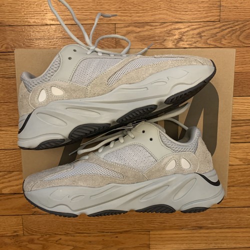 Adidas Yeezy Boost 700 V1 Salt Size 7 1/2 Men NWT NEW W Adidas Yeezy Boost 700 V1 Salt Size 7 1/2 Men NWT NEW W