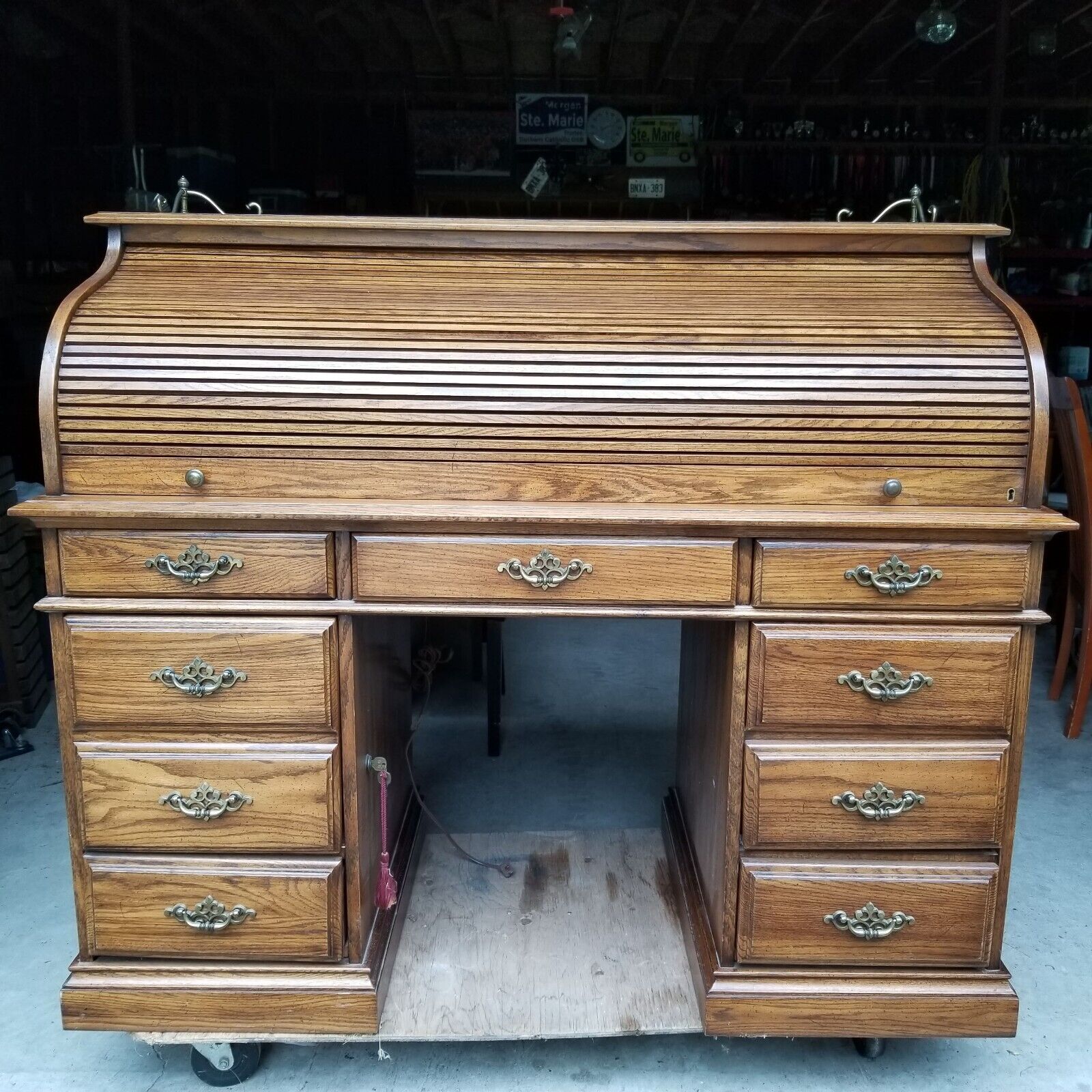 Old roll top desk store