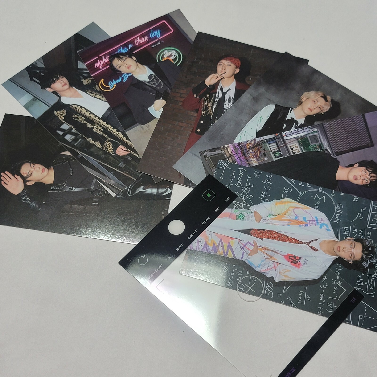 BTS 2022 Season's Greetings official Postcard Set | eBay BTS 2022 Season's Greetings official Postcard Set | eBay