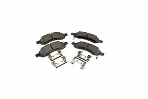 ACDelco GM OE/GM Genuine Parts 1710979 - Disc Brake Pad Set, Front for ...