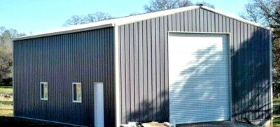 Buildings, Modular & Pre-Fab - Metal Storage Building