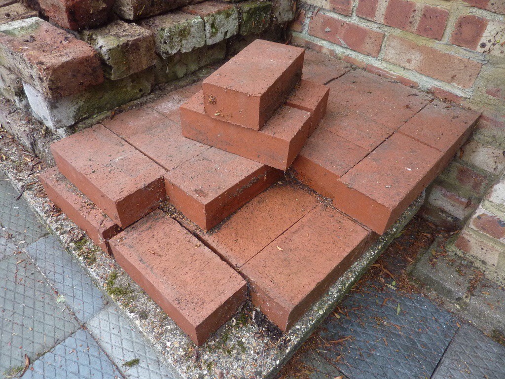 Red engineering bricks | in Weybridge, Surrey | Gumtree