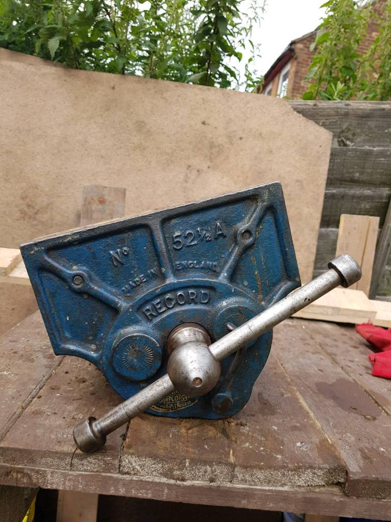 Topic: Record 52 1/2 and 52 1/2 E - Woodworking Masterclasses