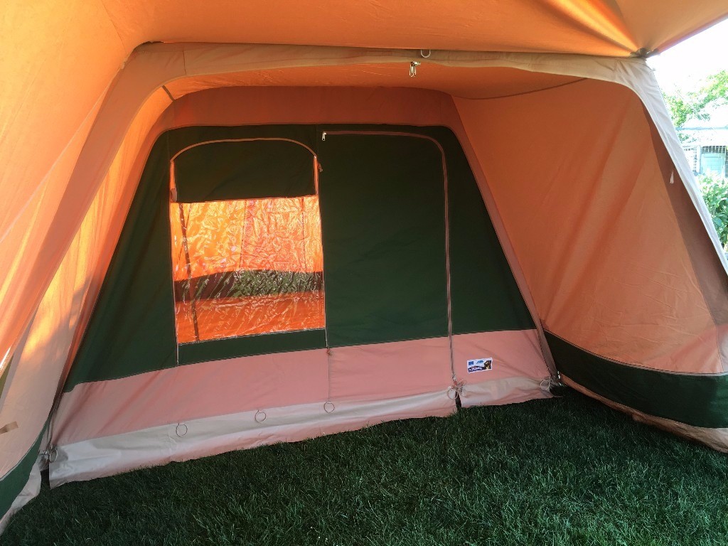 Dutch Canvas Tent De VRIJBUITER with two inner sleep pods and zipped in ...