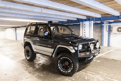 Mitsubishi Pajero/Shogun SWB Black Raptor 2.5" Suspension off road ...