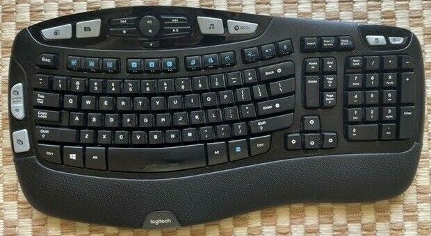 Grade A | Logitech K350 Wireless Wave Ergonomic Keyboard Grade A | Logitech K350 Wireless Wave Ergonomic Keyboard